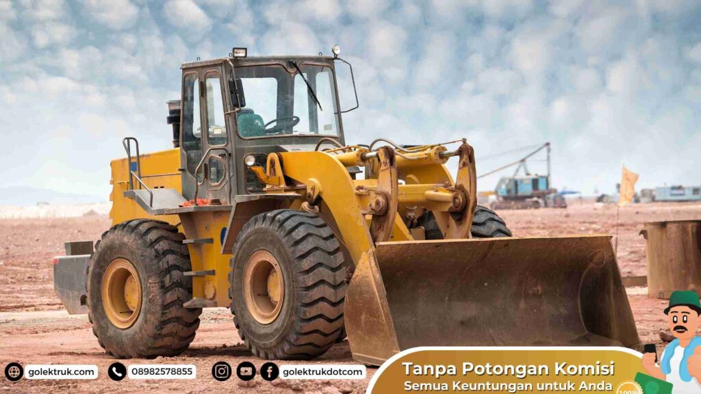 Apa Itu Bulldozer? 7 Fungsi Dan Manfaatnya Dalam Proyek Konstruksi - GolekTruk.com Blog
